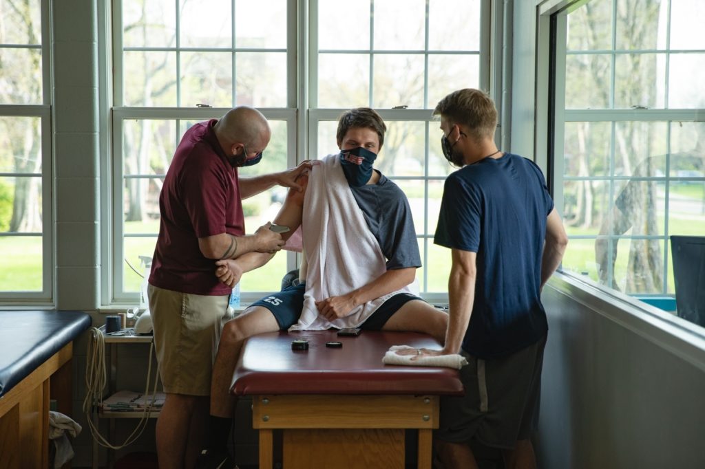 Lee Athletic Trainers Persevere, Collaborate Through Difficult COVID ...