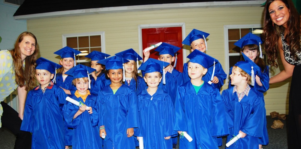 Class of 2027 Earns Diplomas - Lee University