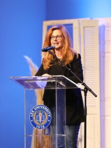 Student Life Hosts "Worthy Now" - Lee University