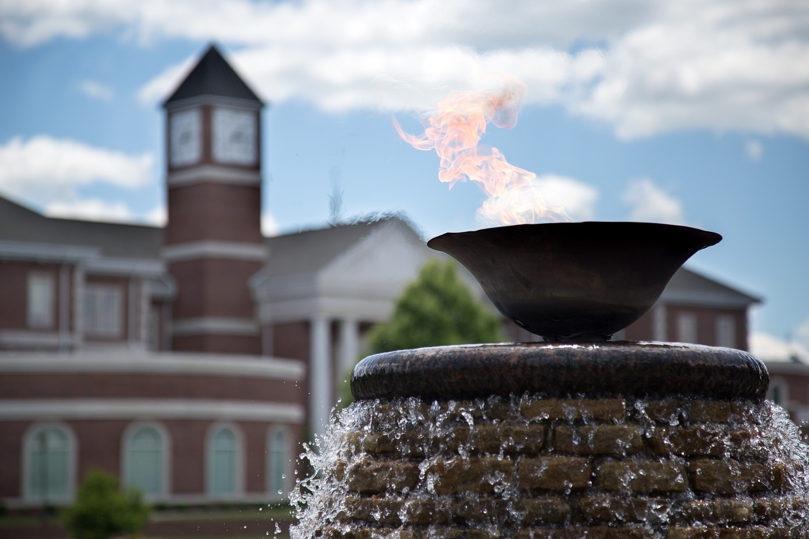 Lee University Announces Dean's List - Lee University