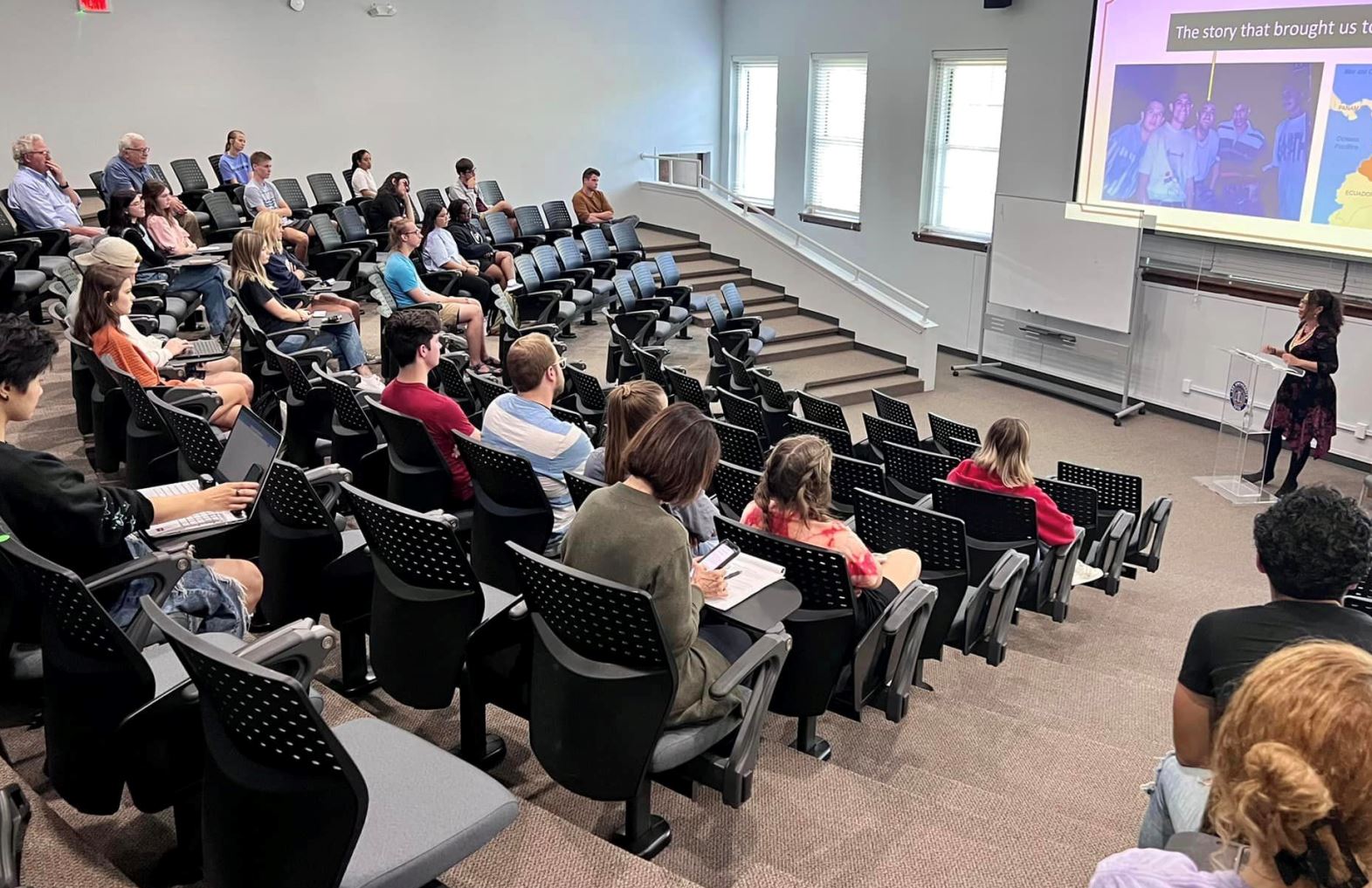 Foreign Language Scholar Presents at Lee - Lee University