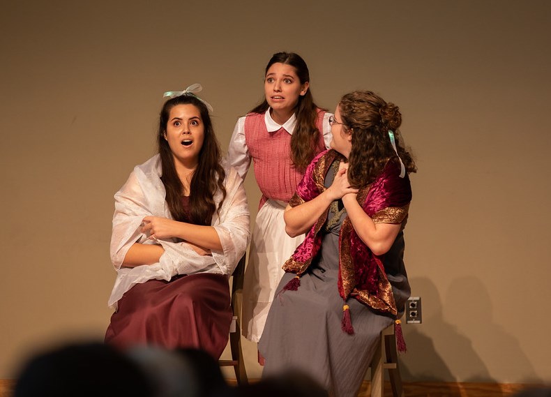 Opera Theatre to Present Musical Revue Sunday in Squires - Lee University