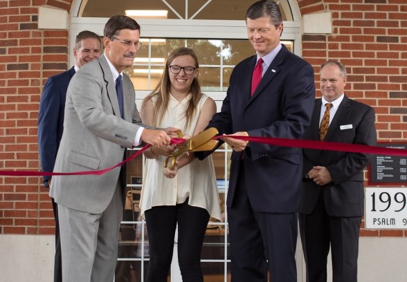 Newly Renovated Dining Hall Opens - Lee University