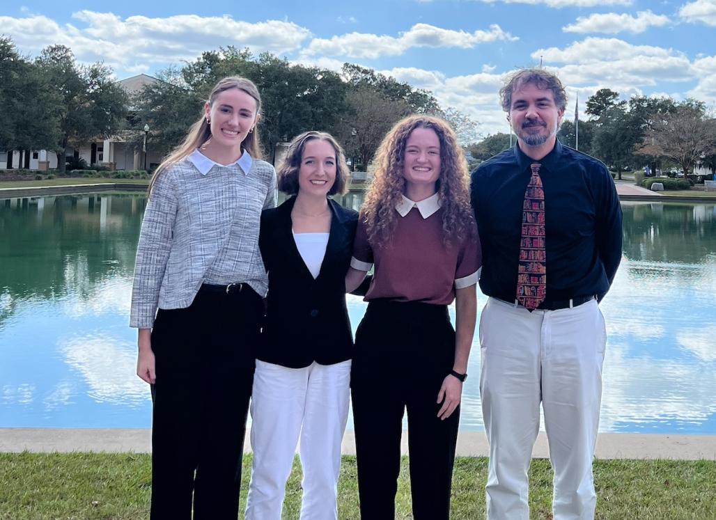 Schrock, English Majors Present at SECCL - Lee University
