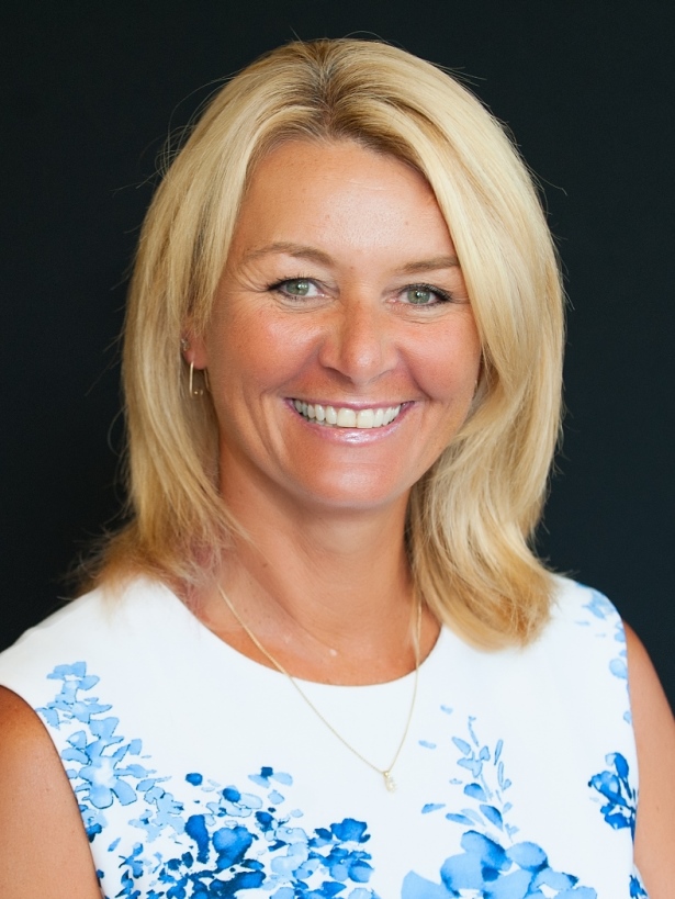 Womack Receives 2017 Rahamut Award - Lee University