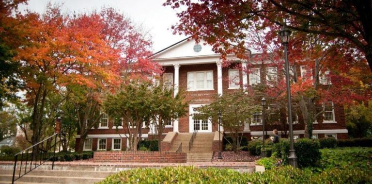 Lee Releases 2014 Enrollment Figures - Lee University