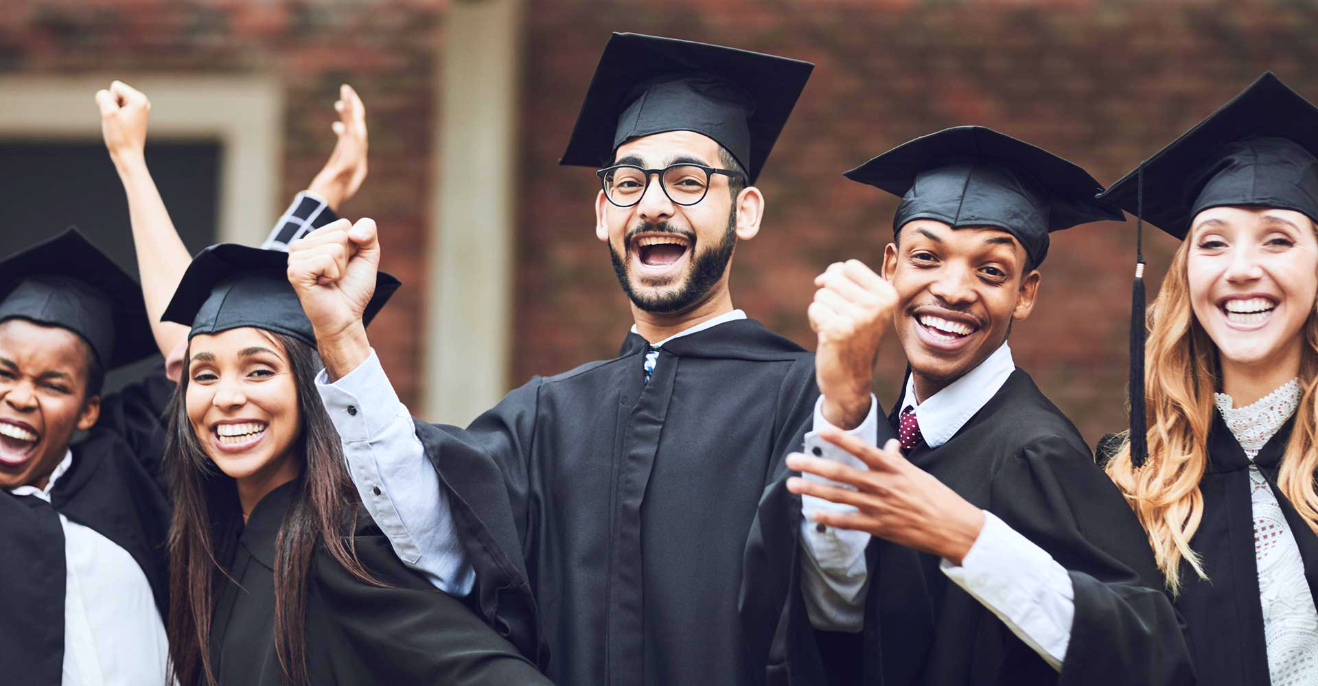 Tolle to Deliver Commencement Speech Saturday - Lee University